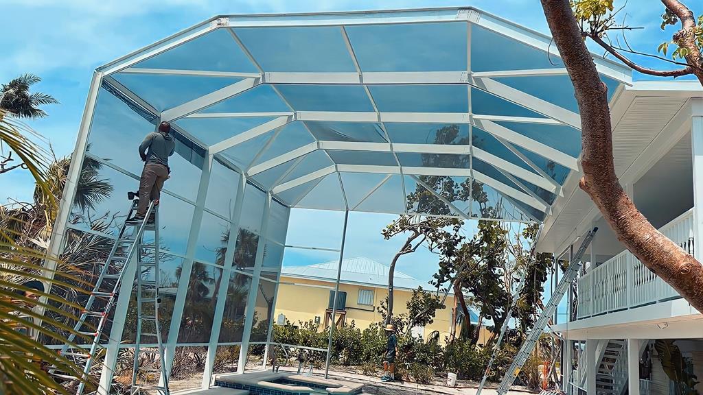 Home Four – Dreamliner Screens