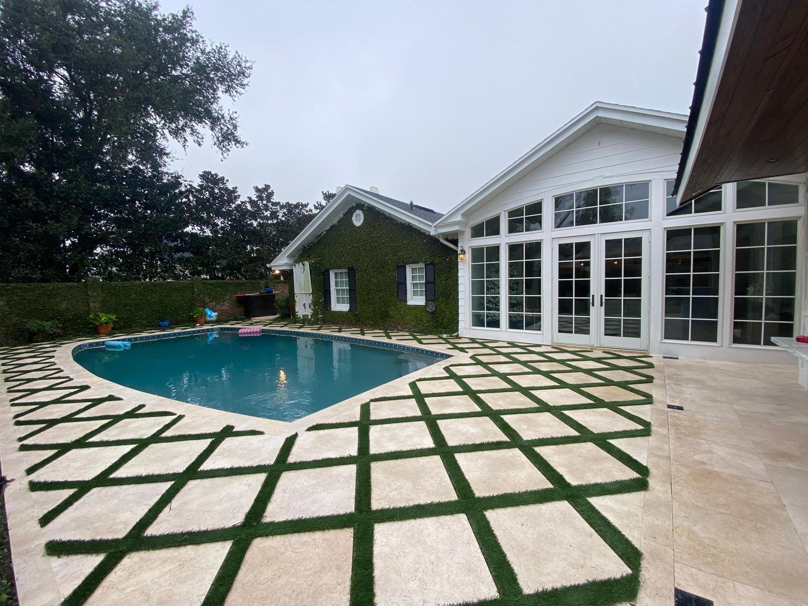 FOUNDATION – PAVERS – Dreamliner Screens