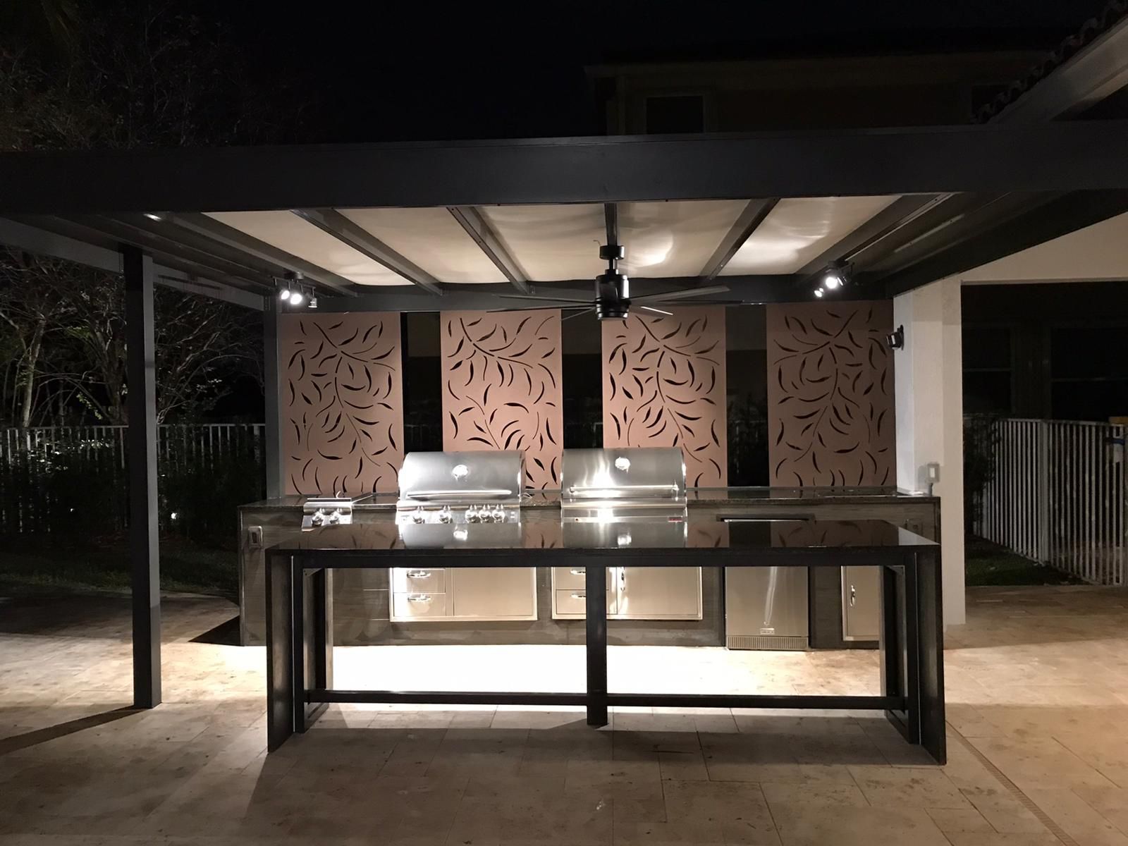 Outdoor kitchen – Dreamliner Screens