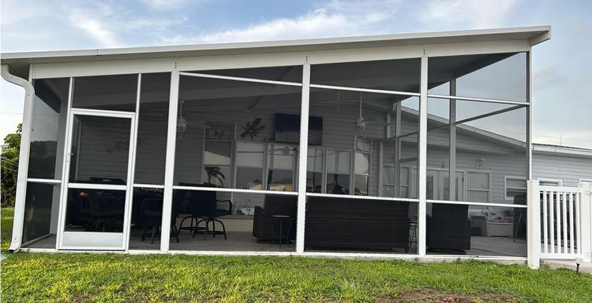 SCREEN ROOMS – Dreamliner Screens